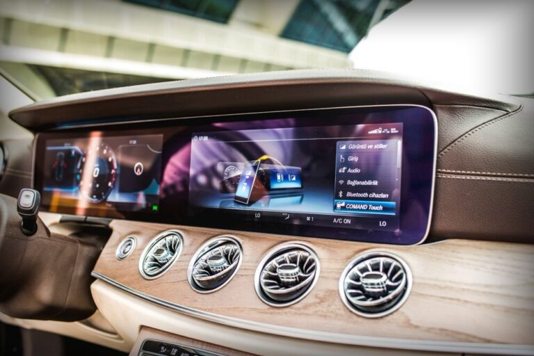 Autoreinigung innen & aussen ab 89CHF | vor Ort